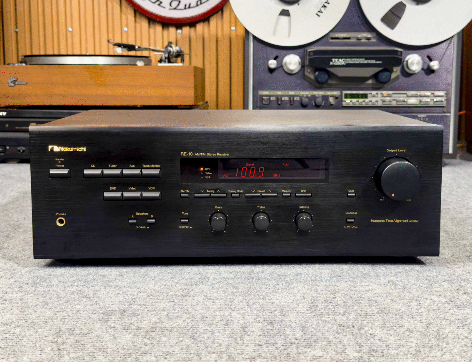 NAKAMICHI RE-10 STEREO RECEIVER – DIGITAL TUNING, CLASSIC BLACK DESIGN ...
