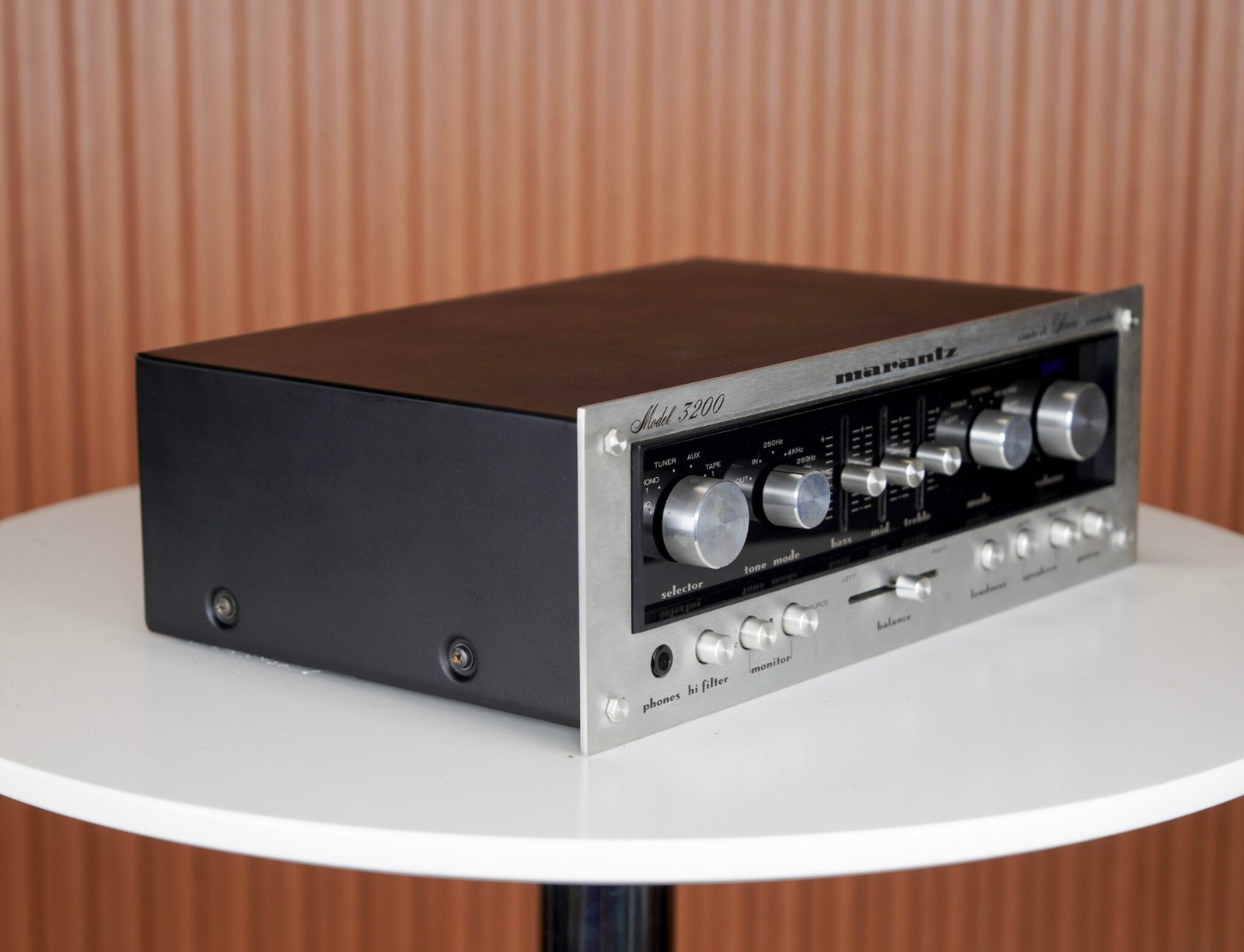 Excellent Marantz 3200 Stereo Console Pre-Amplifier – Vintage 1970s - 1 ...